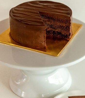Round Mud Fudge Cake - 176oz/500g | Cakes in Singapore