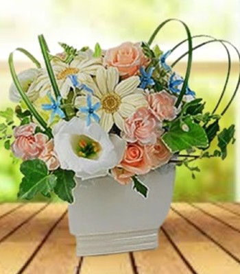 Ivy Flower Bouquet With Rose, Carnation And Lisianthus...